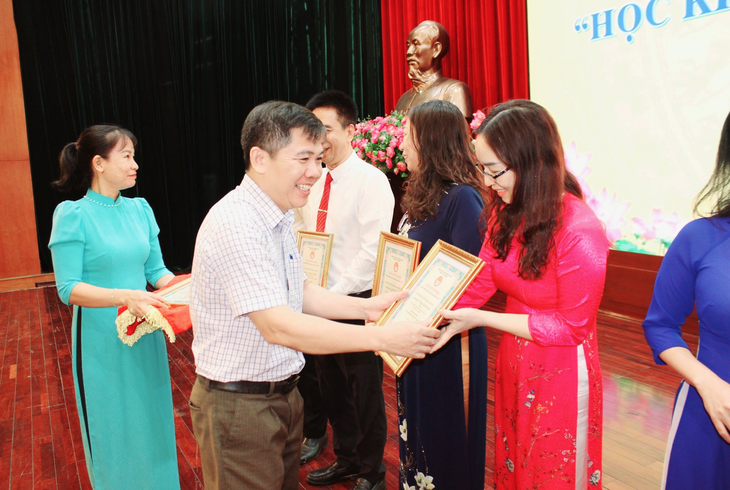 Tin tổng hợp ngày 15/5 - Báo Bà Rịa - Vũng Tàu điện tử